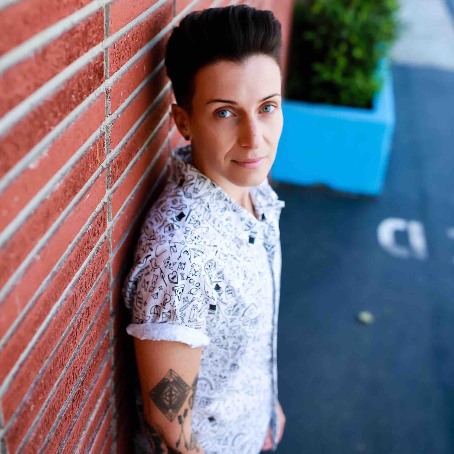 The Best Androgynous Clothing Brands to Make You Feel Confident and ...