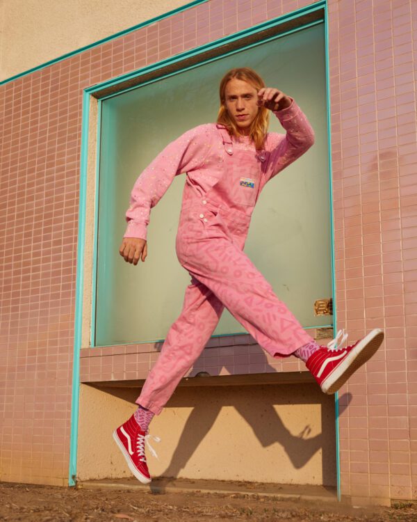 The Best Androgynous Clothing Brands to Make You Feel Confident and ...